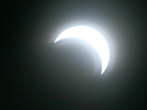 Eclipsa partiala de soare, vizibila in Romania
