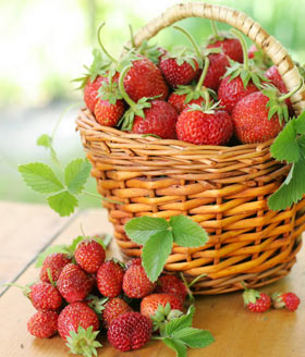 Gusta din binefacerile capsunilor