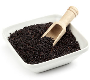 Orezul negru, mai bogat in antioxidanti decat fructele de padure