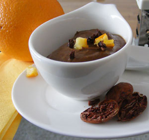 Mouse de ciocolata cu avocado - reteta raw vegan - portia hrana vie de ...