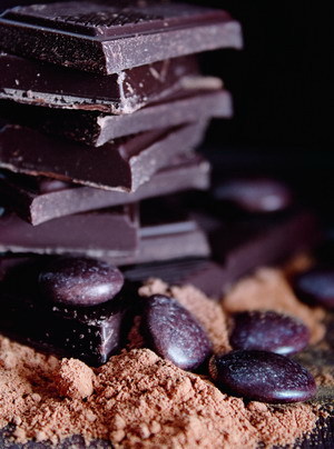 De ce iubim ciocolata neagra
