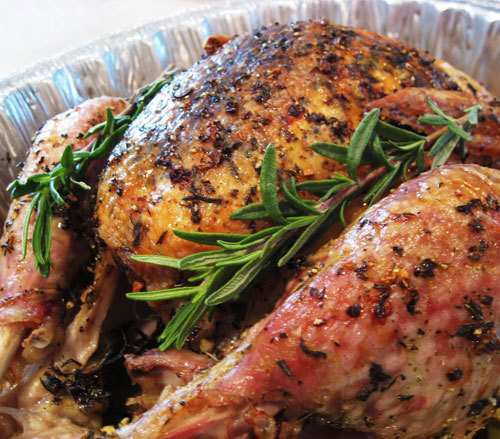 Friptură de curcan cu rozmarin, la cuptor