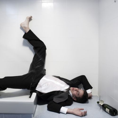 Alcoolismul: simptome şi cauze ale abuzului de alcool