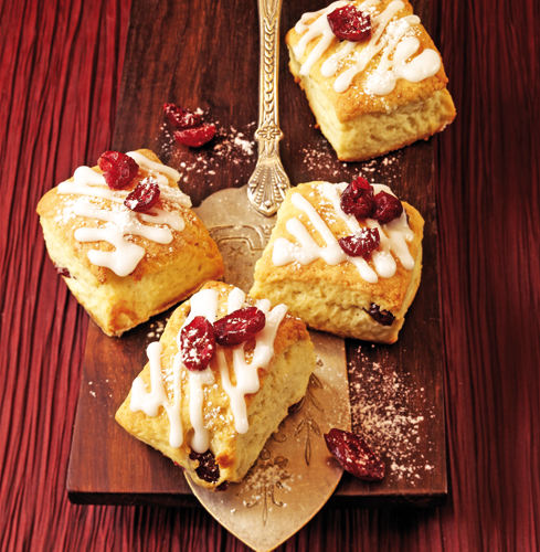 Desert pufos cu glazură de unt şi lămâie