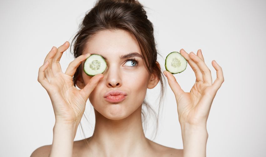 Cearcăne şi pungi sub ochi - cauze și remedii naturiste