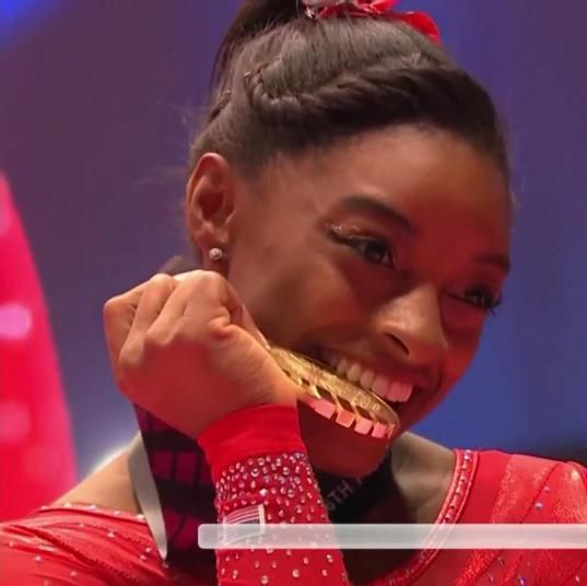 Dieta urmată de Simone Biles - cum s-a pregatit campiona olimpică ...