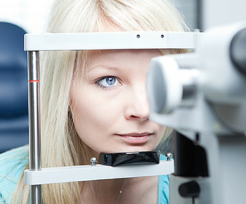 Glaucom: categorii de risc, simptome şi reguli de prevenire