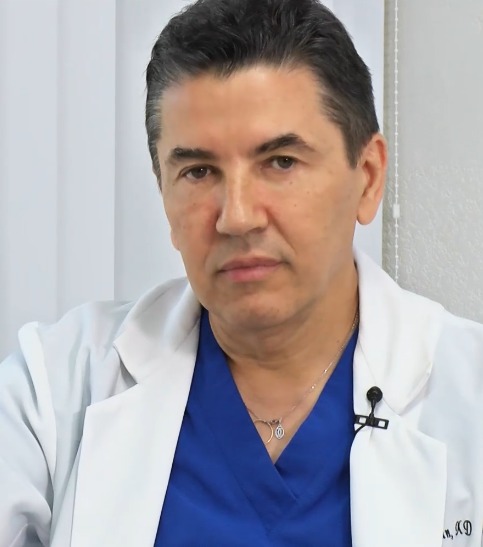 Implanturi mamare şi terapii antiaging performante INTERVIU cu medicul ...