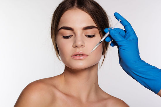 Acid hialuronic: beneficii şi contraindicaţii