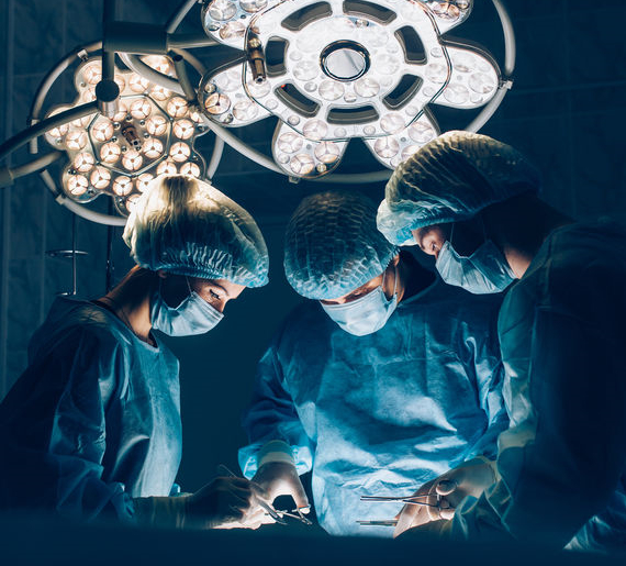 Medic chirurg - cum se desfăşoară o operaţie chirurgicală