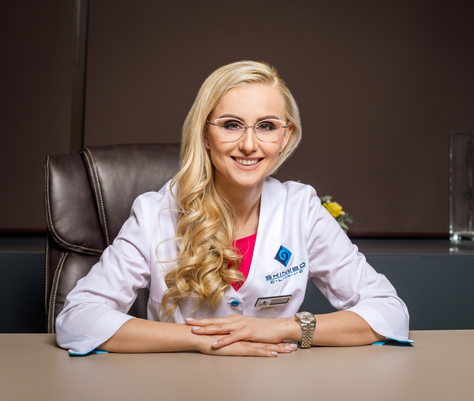 Acneea la maturitate: care sunt cauzele apariţiei şi cum o tratăm corect