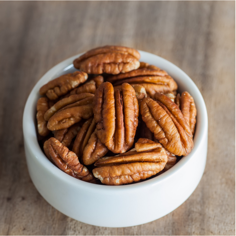 Nucile pecan: 3 motive să nu lipsească din dietă