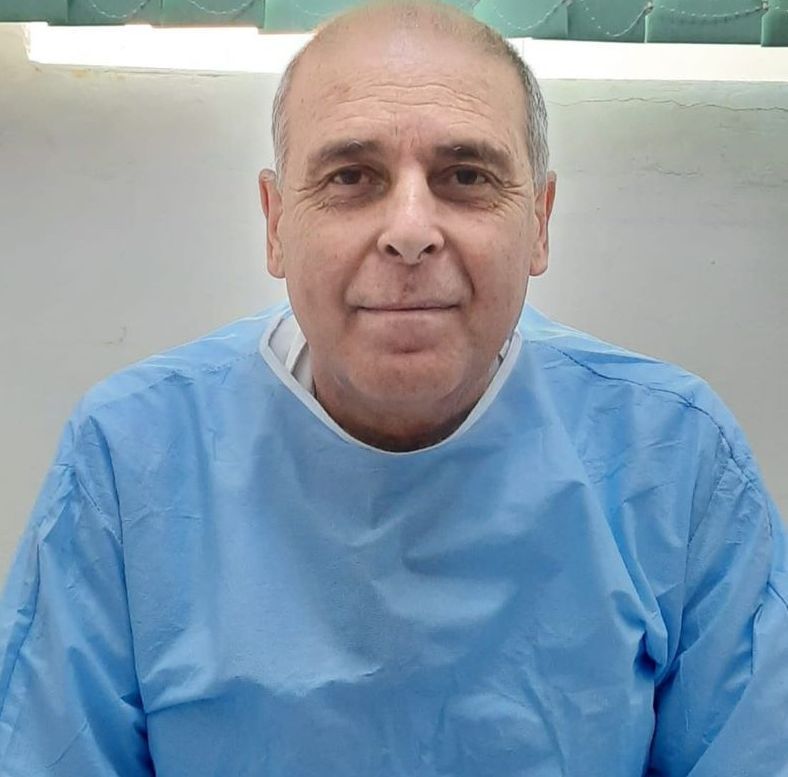 Dr. Virgil Musta: „Fiecare este liber să facă ce vrea cu viaţa şi ...