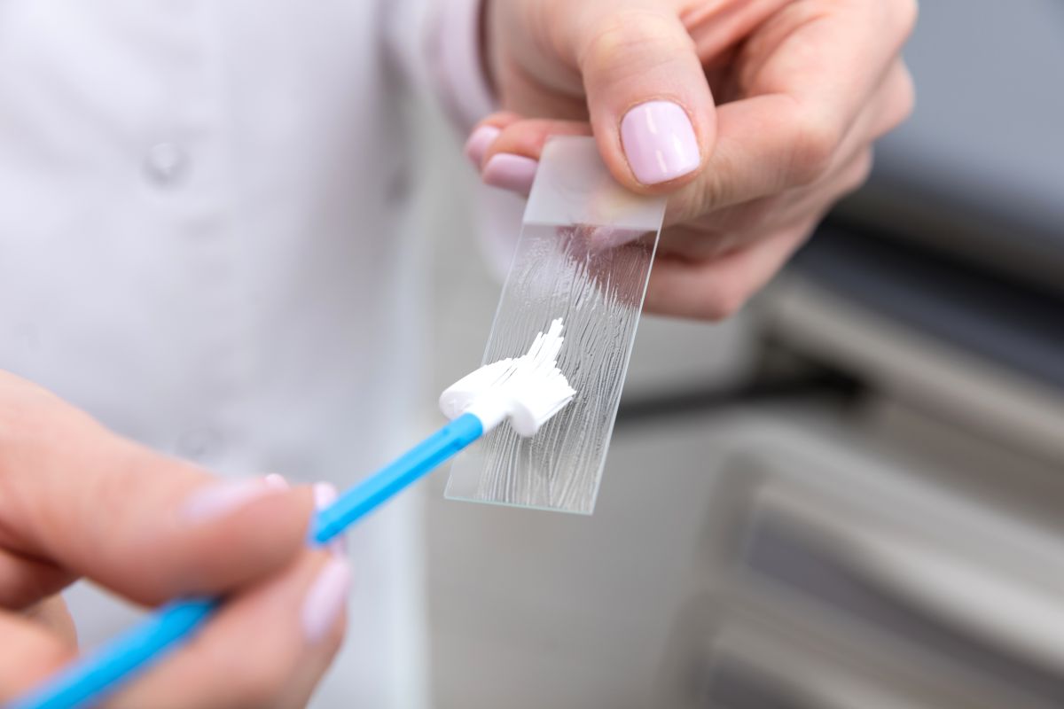 Test de secreție vaginală - când e indicat, ce presupune şi ce ...