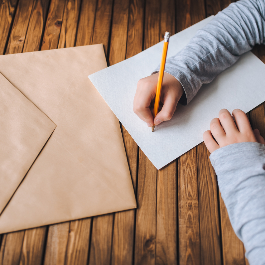9 beneficii ale scrisorilor trimise de copii