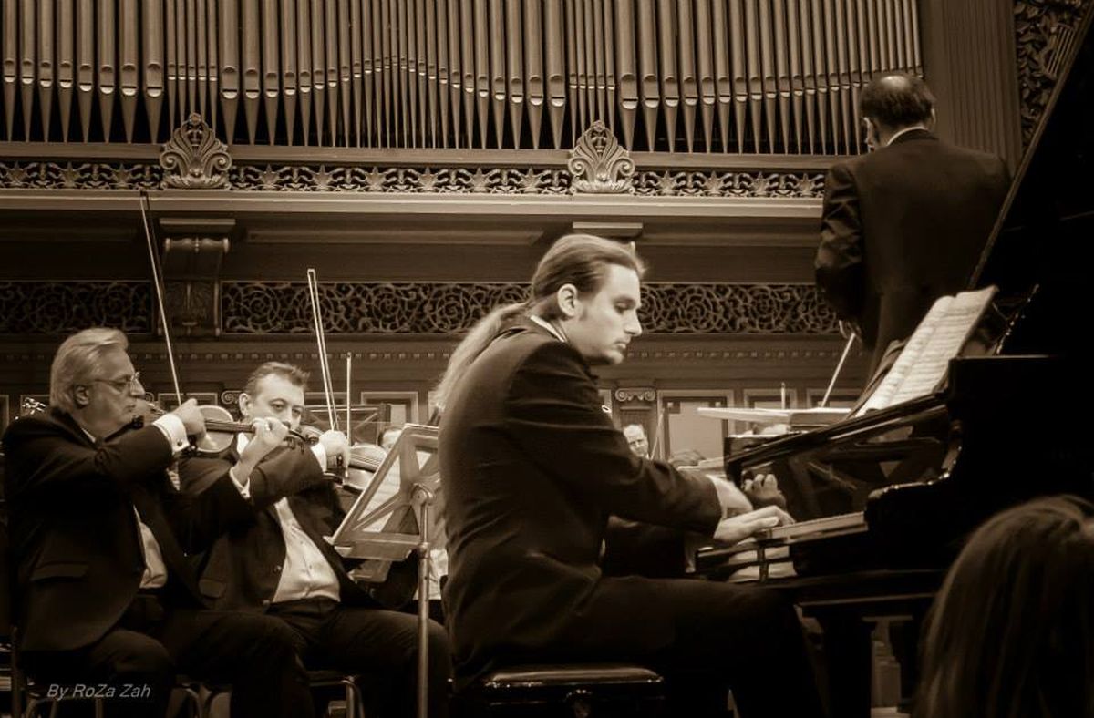 Alex Penescu, pianistul cu 3 dorințe. „Piesa Suflet Colectiv s-a născut ...