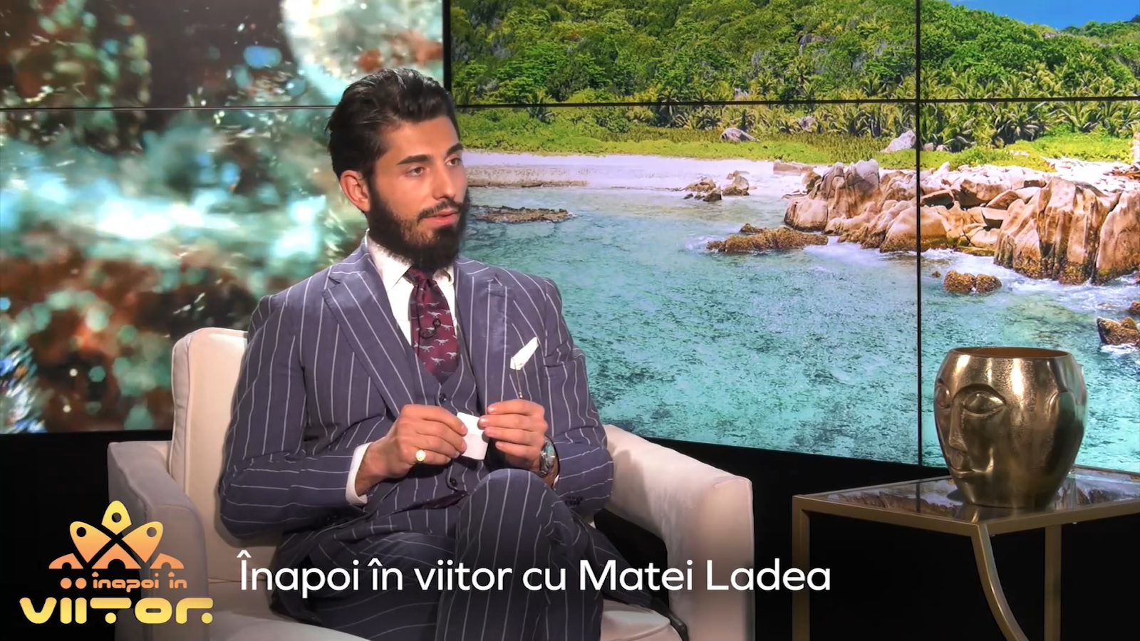 Matei Ladea: Haina nu îl face pe om, dar spune o poveste despre cel ...