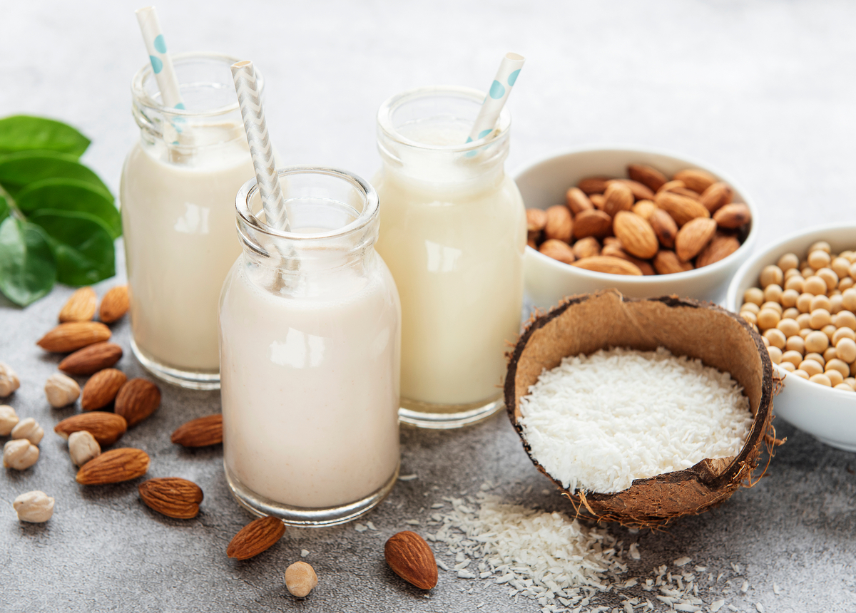 Laptele de cocos vs laptele de migdale: care este mai sănătos?