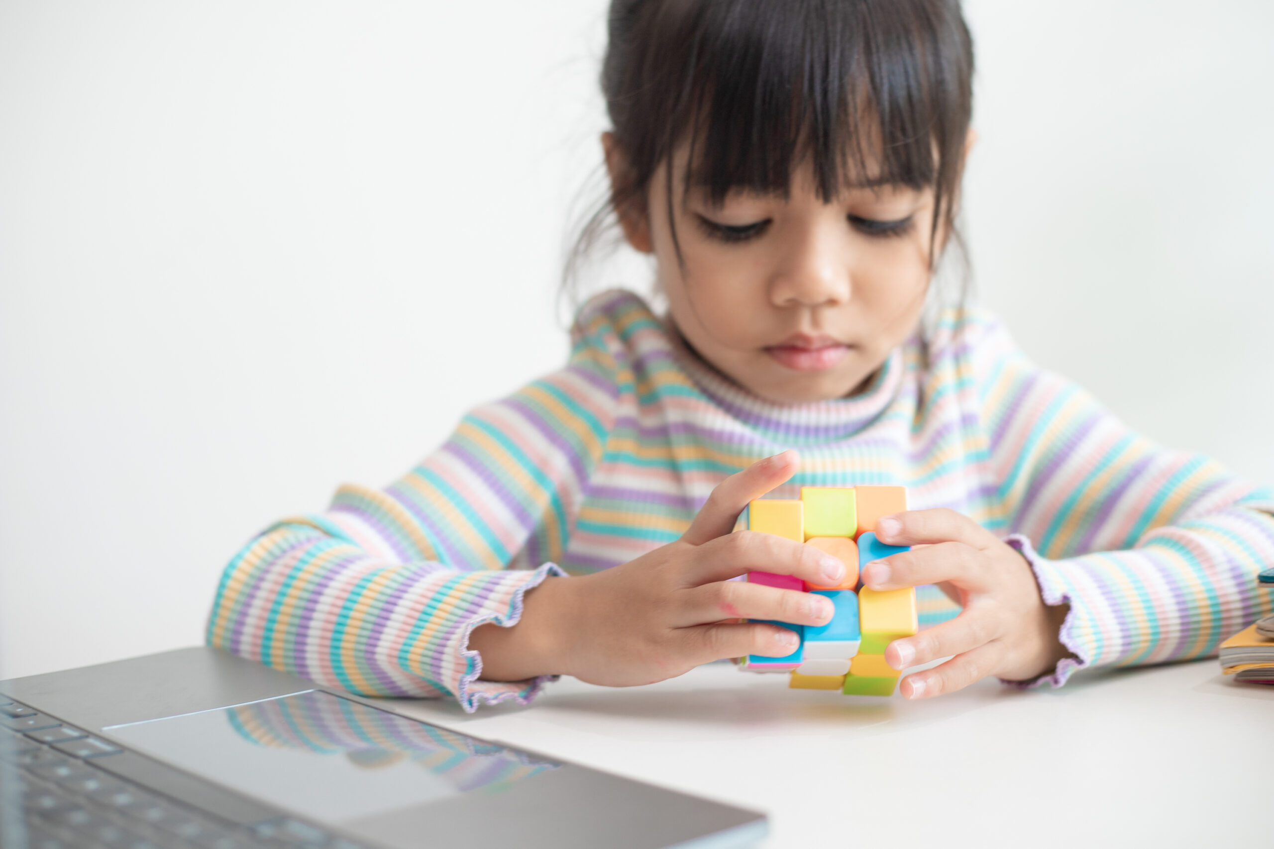 Știai că mai întâi simțim și apoi gândim?