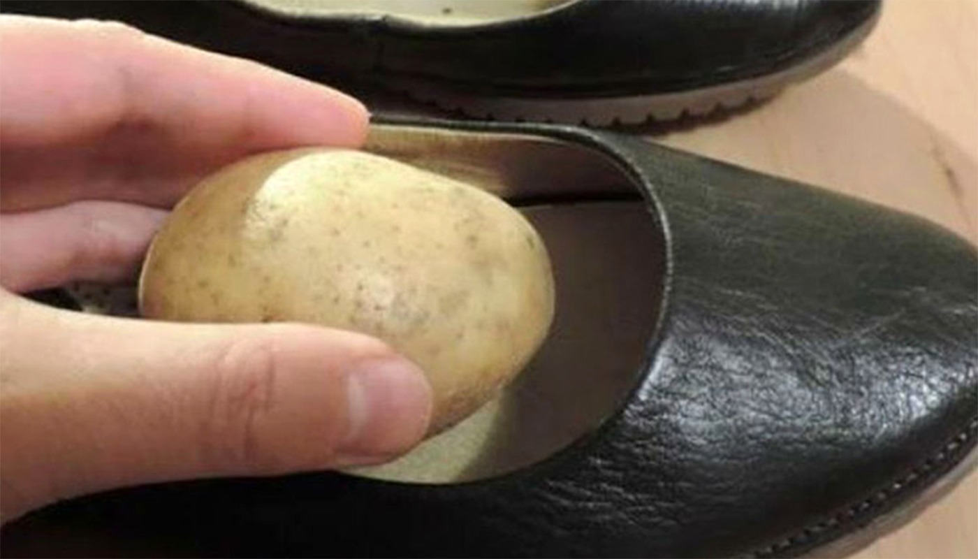 Puțini români cunosc acest truc. Ce se întâmplă dacă pui un cartof în ...