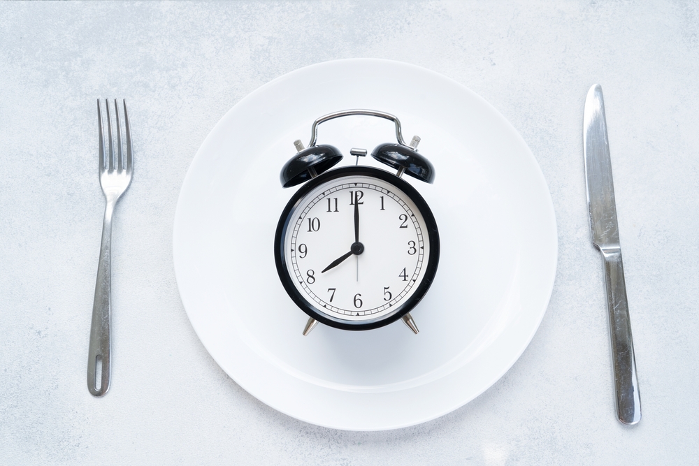 4 beneficii pe care le are postul intermitent