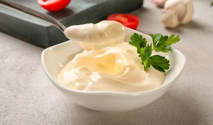 Rețeta de milioane pentru maioneză de post! Se face din pufuleți și ...