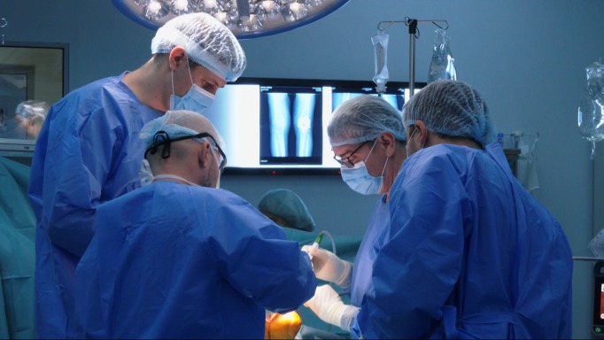 Tratamentul care redă mobilitatea după fractura de col femural