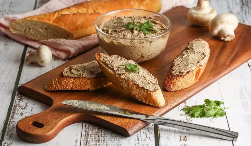 Rețetă delicioasă de post, gata în câteva minute! Pate de ciuperci și ...