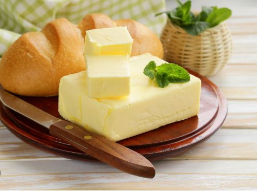 Unde ar trebui să depozitezi untul ca să țină mai mult timp. Foarte ...