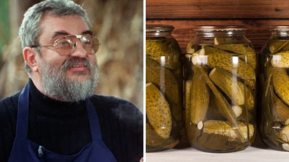 Castraveți în saramură, rețeta lui Radu Anton Roman. Ingredientul care ...