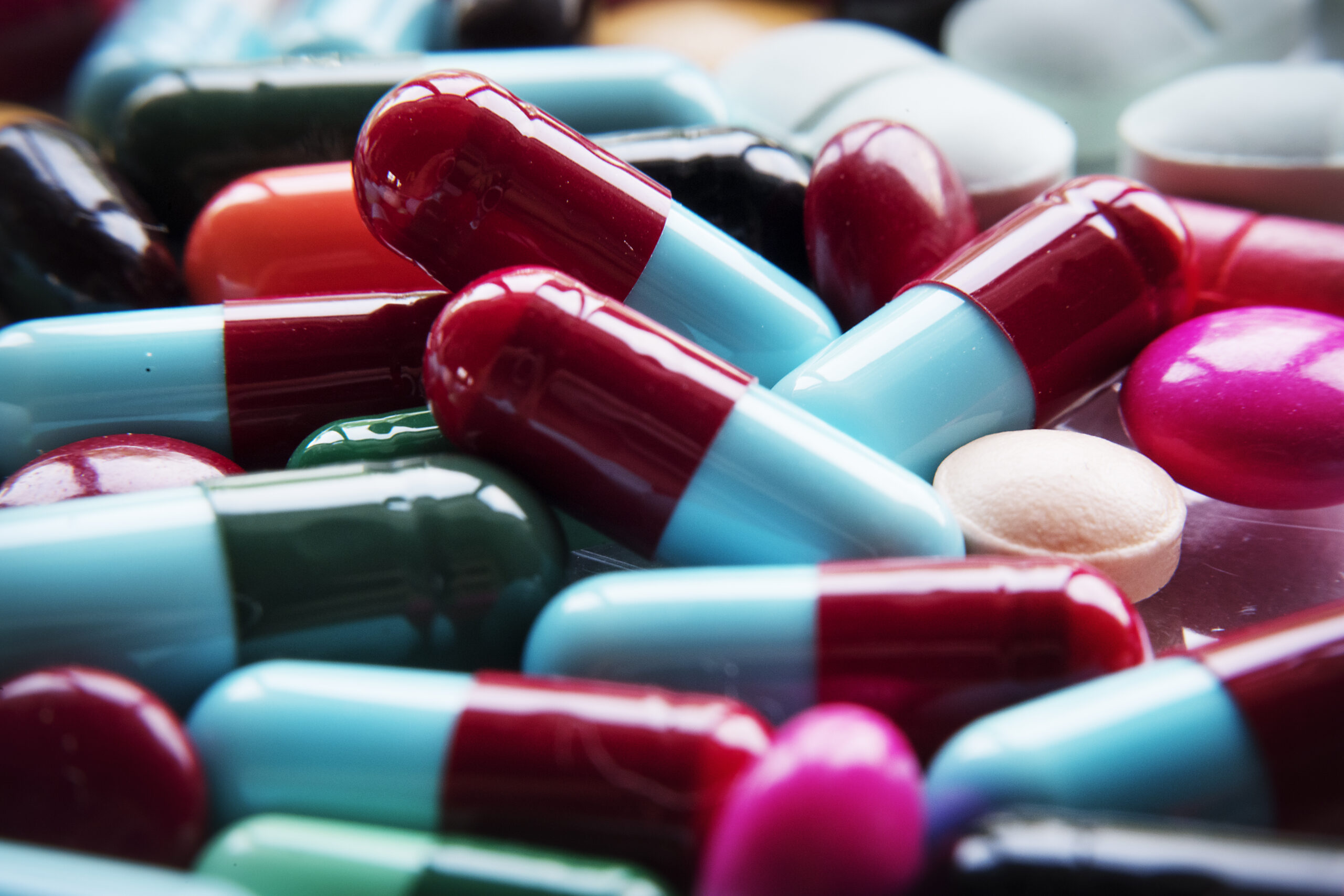 Listă antibiotice fără rețetă: care sunt cele 20 de antibiotice și în ...