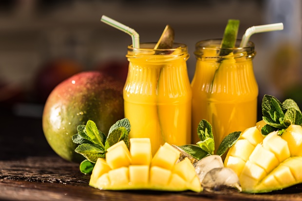 Sucul plin de vitamine care protejează inima. Nu mulți români îl ...