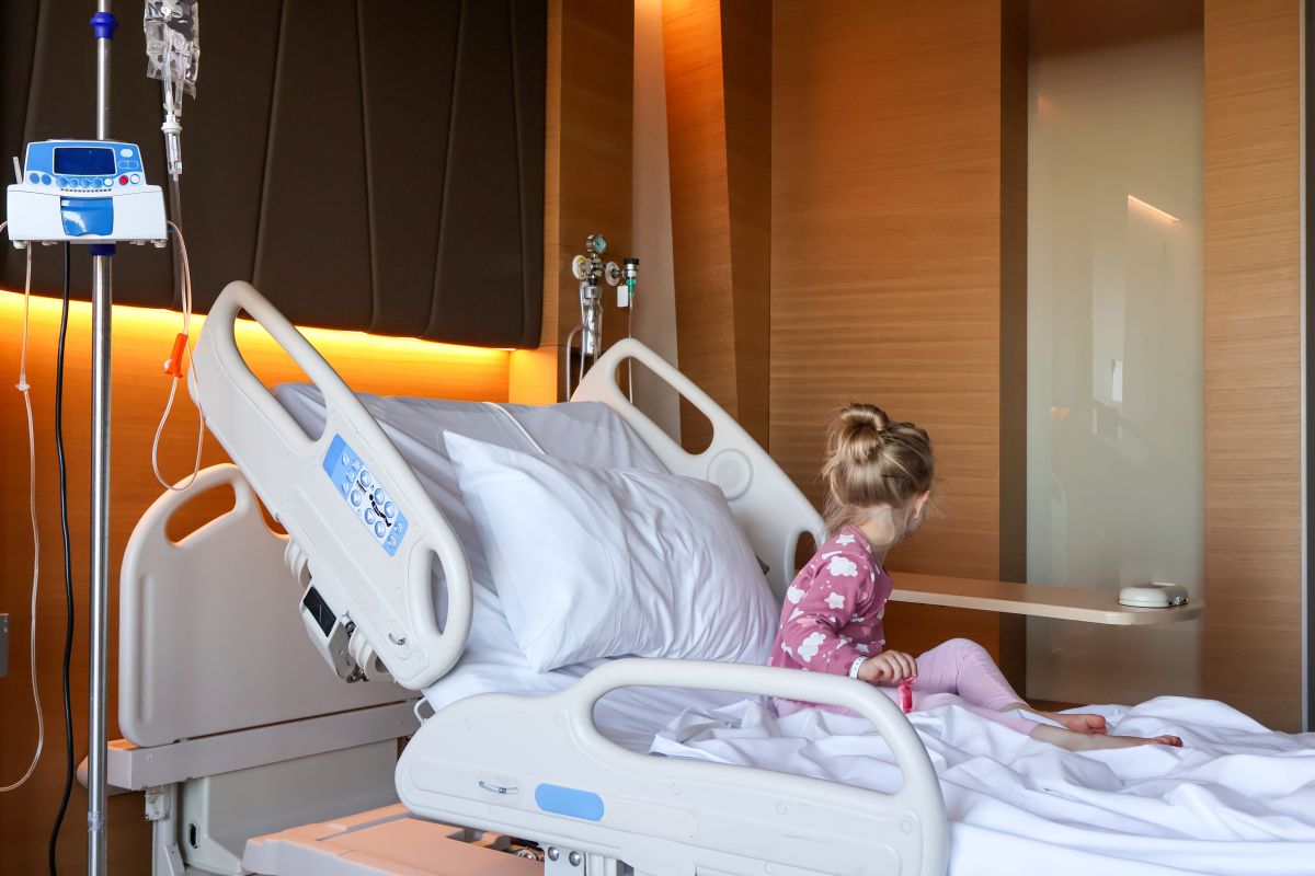 Mama unei fete decedate la Spitalul „Sf. Maria” din Iași face acuzații ...