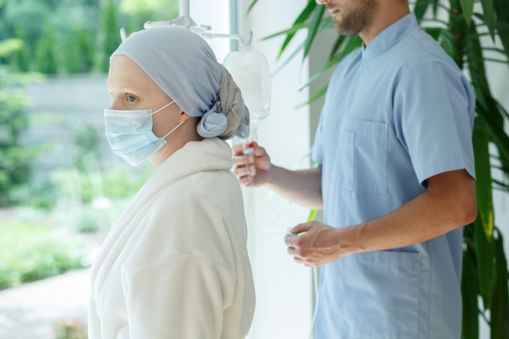 O femeie diagnosticată cu cancer în stadiu terminal a renunțat la ...