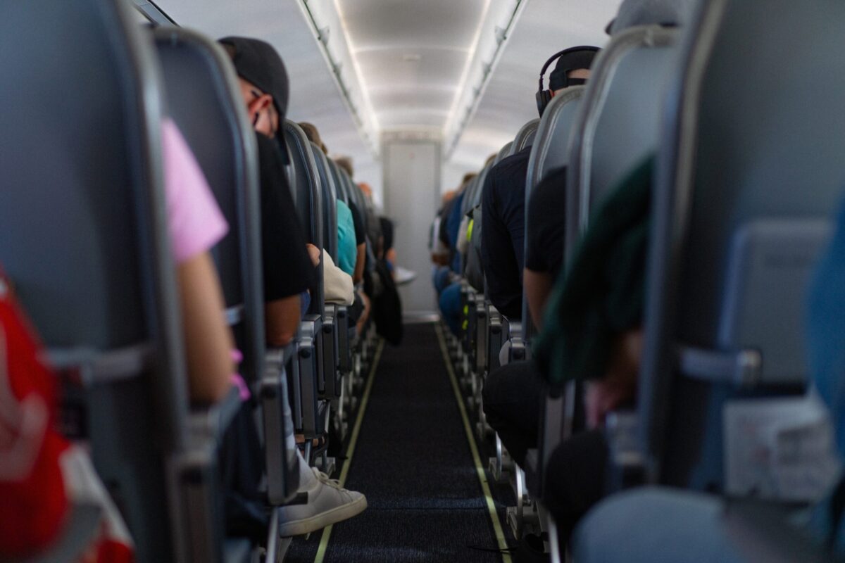 De ce este periculos să-ți schimbi locul în avion înainte de decolare ...