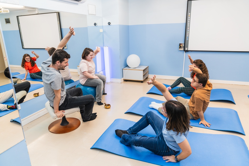 Brain Gym: metoda care promite să stimuleze creierul prin mișcare ...