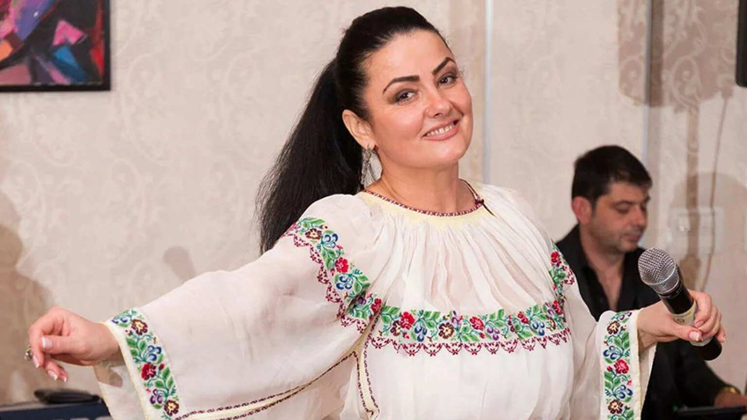 Rodica Grigore, o solistă de muzică populară, a murit la 59 de ani! Era ...