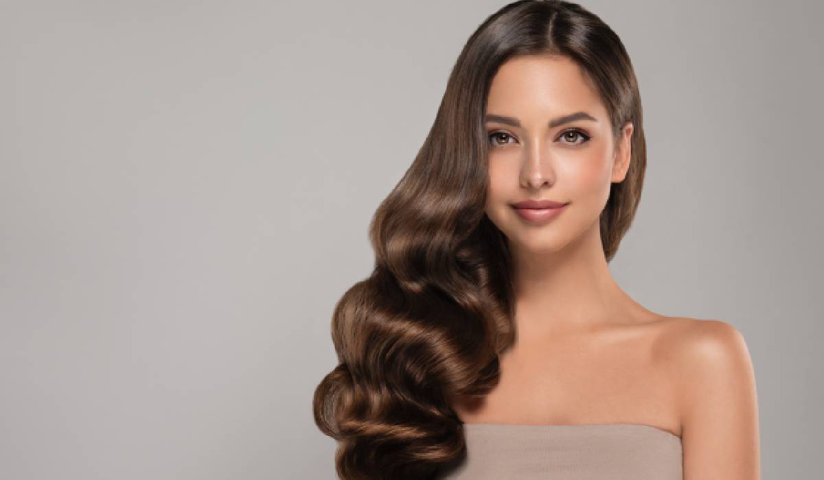 „Quiet luxury beauty”: machiajul discret care domină social media